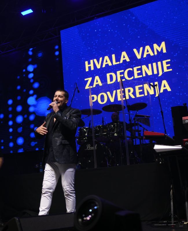 Kompanija Dijamant proslavila jubilej: Spektakularan koncert u čast 85 godina poslovanja - grazia.rs